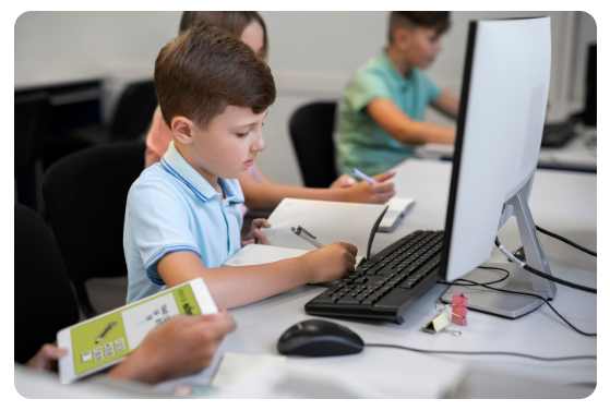 Coding Itu Apa? Kenali Pengertian, Manfaat, dan Cara Belajarnya | Indito.id